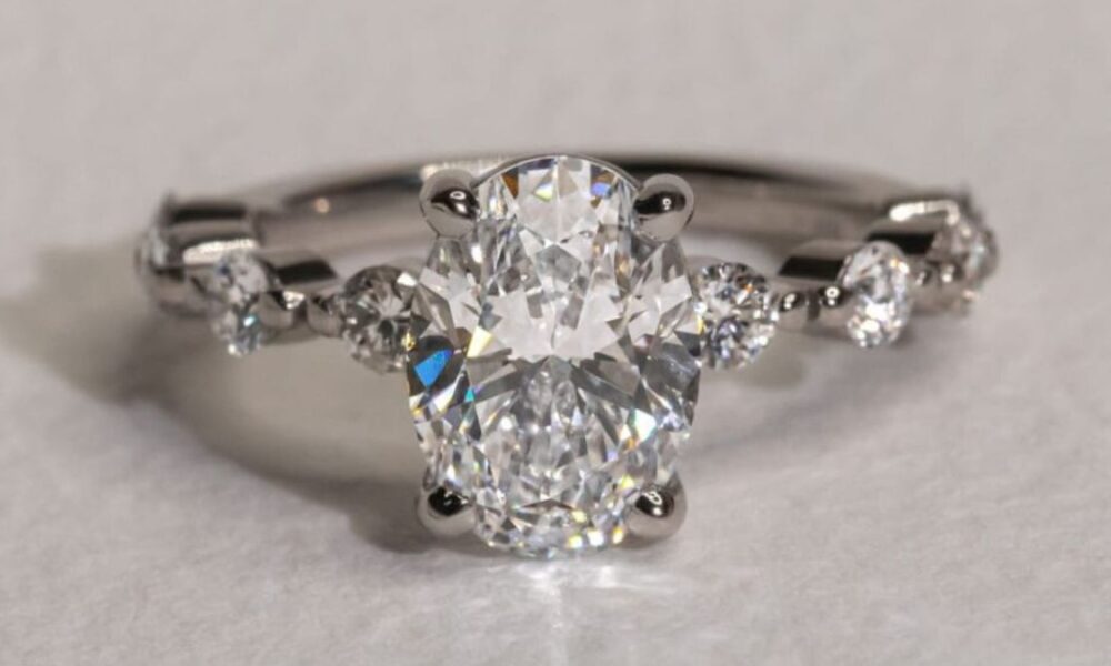 The Charm of a Big Diamond Ring: A Timeless Investment - NoodleMagazine